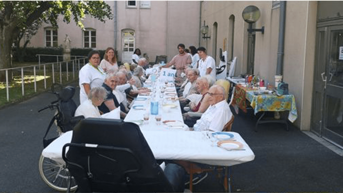 Le 1er septembre 2022, l'Ehpad Les Monts du Soir de Montbrison (42) a ...